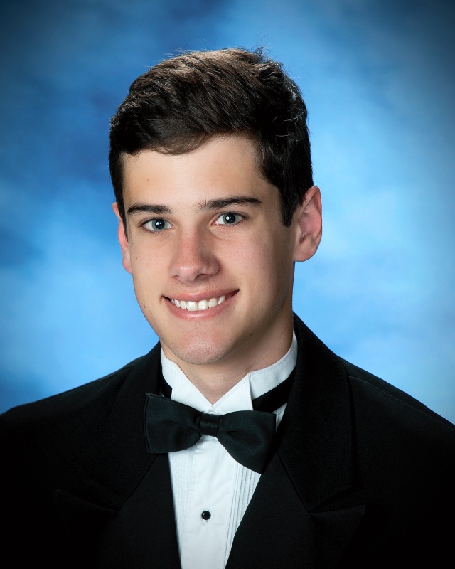 Simmons leads BCHS Class of 2020 – The Bledsonian-Banner
